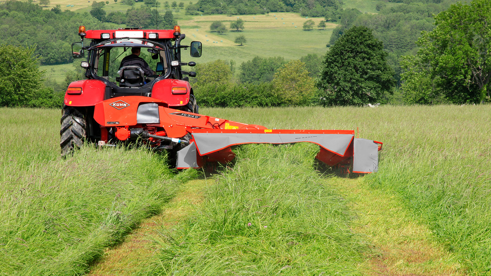 FC 104 LIFTCONTROL függesztett, szársértős fűkasza | KUHN